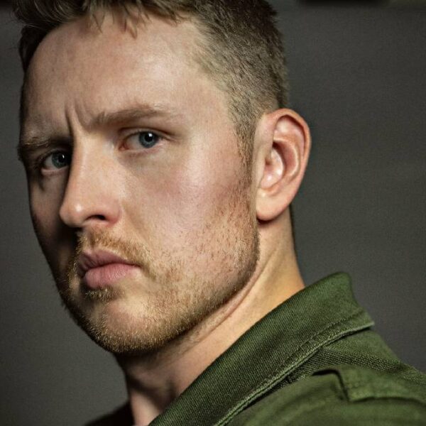 Ross Anderson is in new Netflix comedy heist movie 'Lift' - Loud and ...